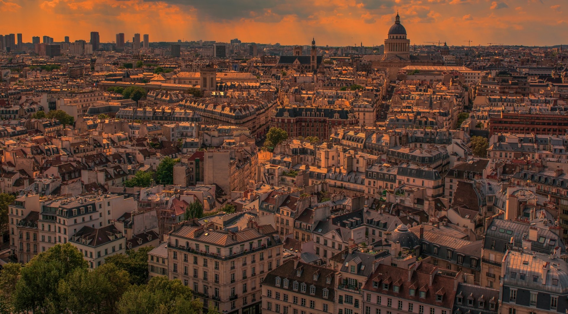 Paris Sunset Skyline: 4K Ultra HD Cityscape of France's Iconic Man-Made ...