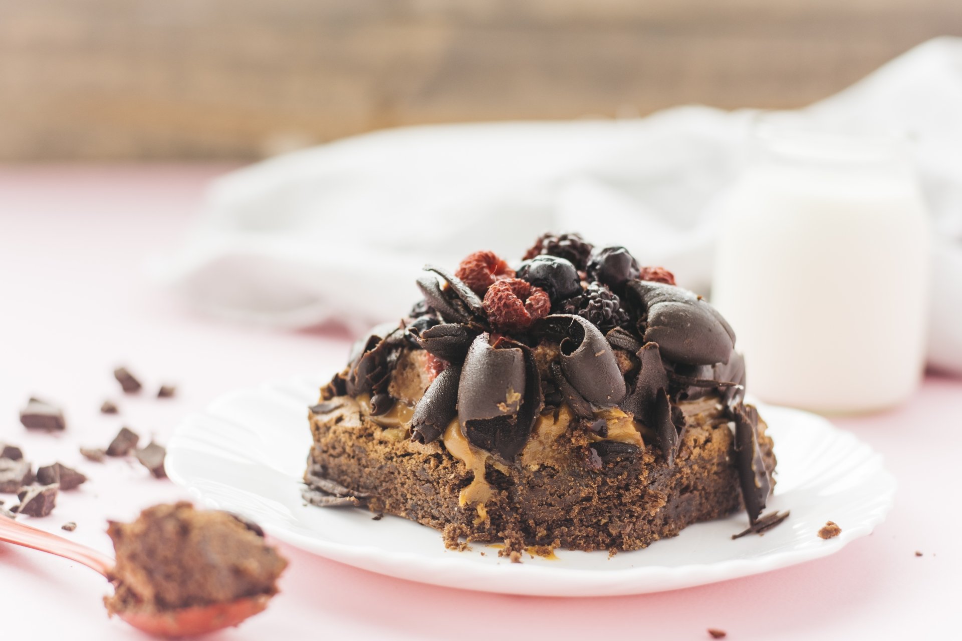 Download Chocolate Pastry Food Dessert 4k Ultra HD Wallpaper ...
