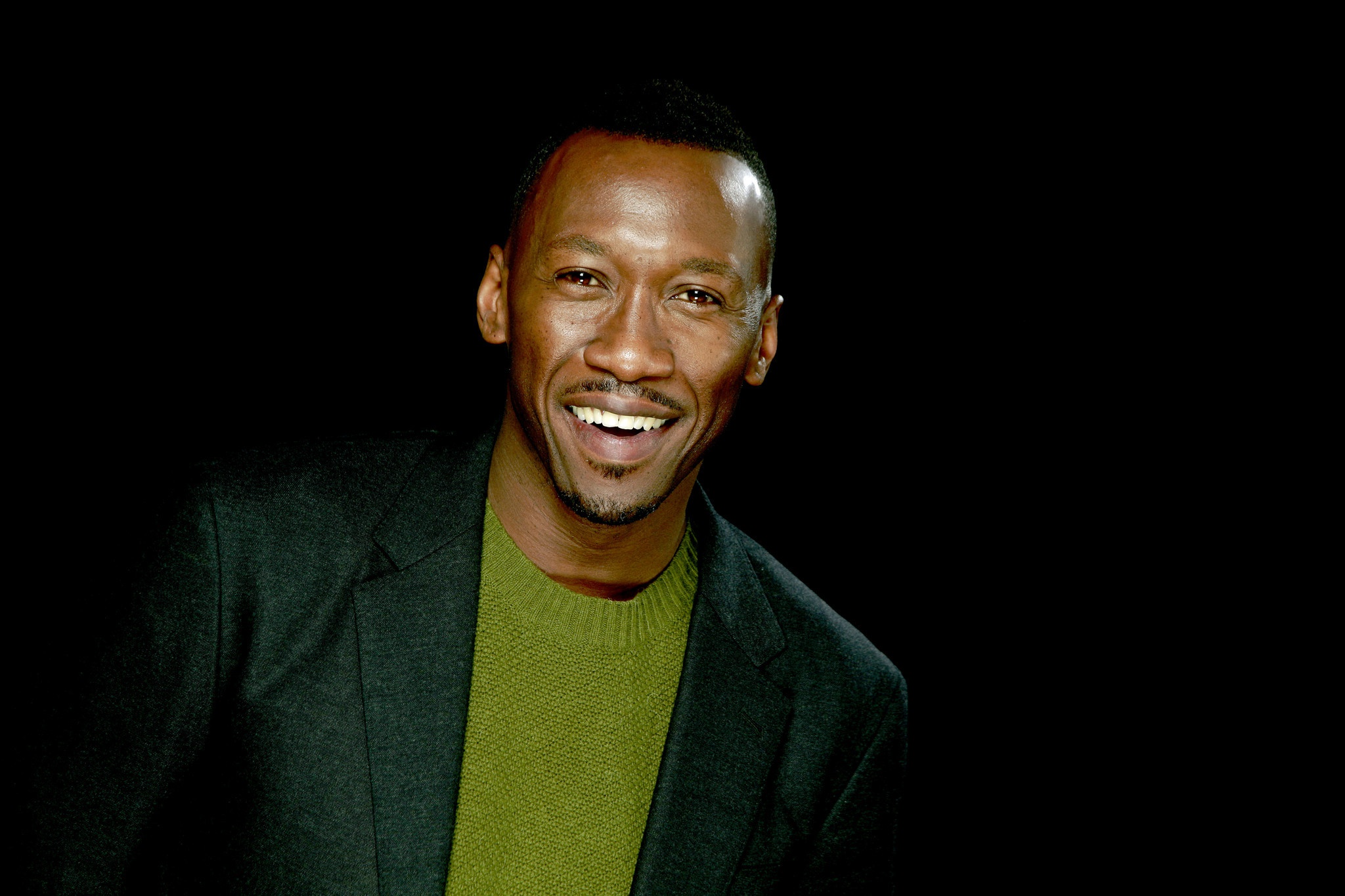 Mahershala Ali HD Wallpaper | Background Image | 2048x1365